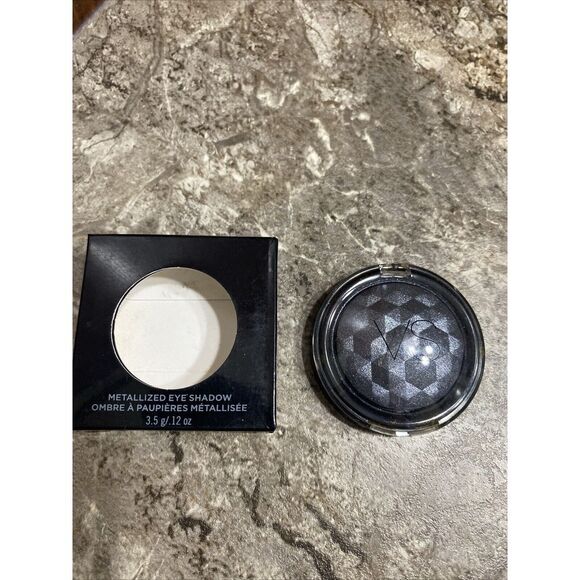 Victoria's Secret | Makeup | Victorias Secret Metallized Eye Shadow ...